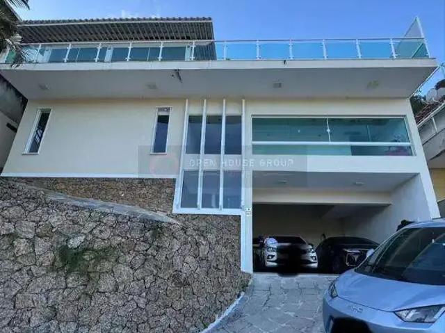 Casa / Sobrado em Condomínio para Venda em Niterói/RJ Piratininga 4 Quartos
