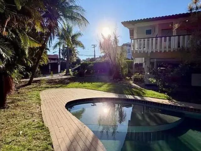 Casa / Sobrado em Condomínio para Venda em Niterói/RJ Piratininga 4 Quartos