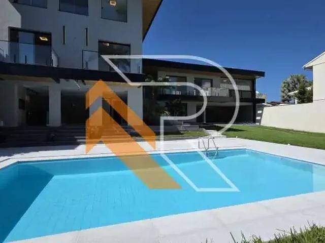 Casa / Sobrado em Condomínio para Venda em Niterói/RJ Piratininga 4 Quartos