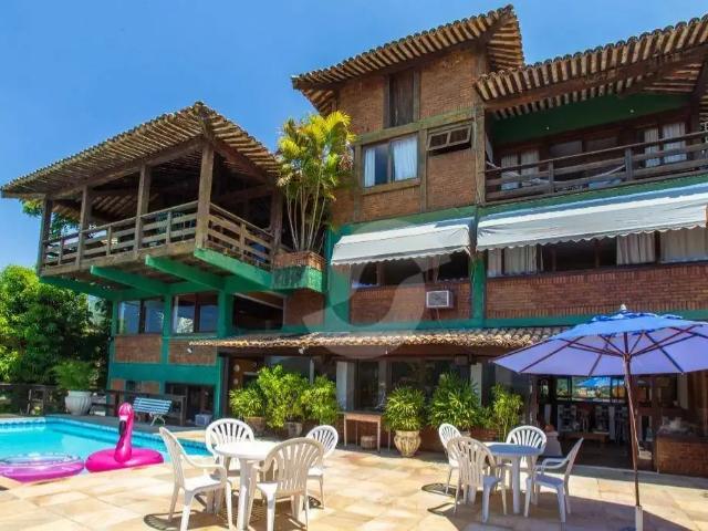 Casa / Sobrado em Condomínio para Venda em Niterói/RJ Piratininga 5 Quartos