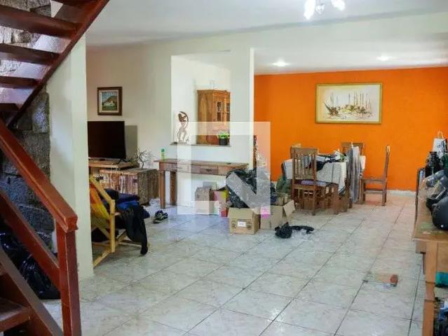 Casa / Sobrado em Condomínio para Venda em Niterói/RJ Piratininga 6 Quartos
