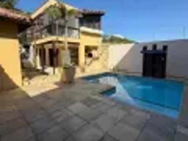 Casa / Sobrado em Condomínio para Venda em Niterói/RJ Piratininga 3 Quartos