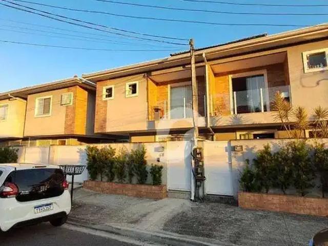 Casa / Sobrado em Condomínio para Venda em Niterói/RJ Piratininga 3 Quartos