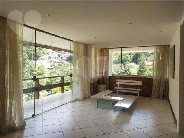 Casa / Sobrado em Condomínio para Venda em Niterói/RJ Piratininga 3 Quartos
