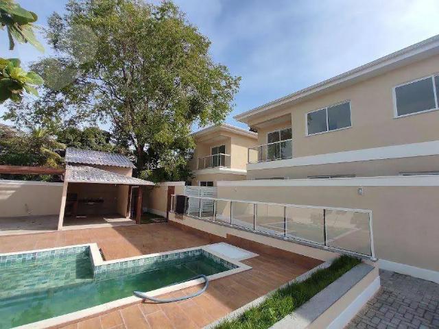 Casa / Sobrado em Condomínio para Venda em Niterói/RJ Piratininga 3 Quartos