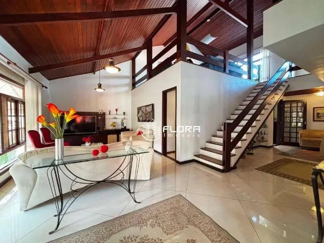 Casa / Sobrado em Condomínio para Venda em Niterói/RJ Rio do Ouro 4 Quartos
