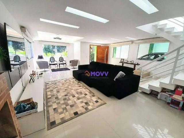 Casa / Sobrado em Condomínio para Venda em Niterói/RJ Rio do Ouro 5 Quartos