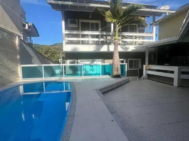Casa / Sobrado em Condomínio para Venda em Niterói/RJ Rio do Ouro 3 Quartos