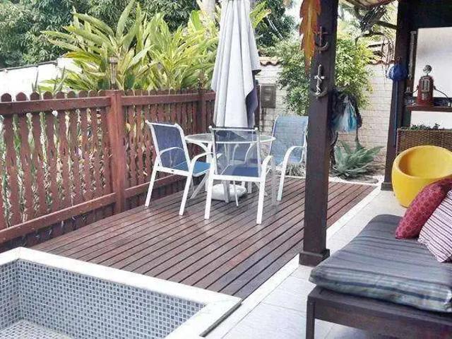 Casa / Sobrado em Condomínio para Venda em Niterói/RJ São Francisco 4 Quartos