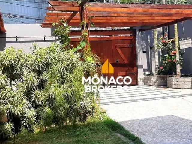 Casa / Sobrado em Condomínio para Venda em Niterói/RJ São Francisco 5 Quartos