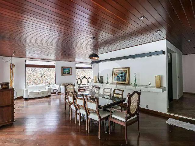 Casa / Sobrado em Condomínio para Venda em Niterói/RJ São Francisco 5 Quartos