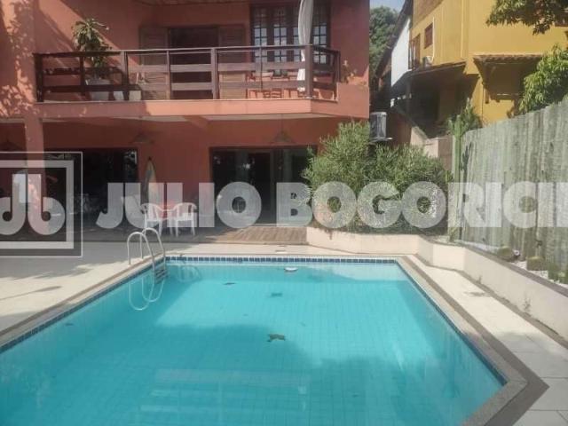 Casa / Sobrado em Condomínio para Venda em Niterói/RJ Sapê 4 Quartos
