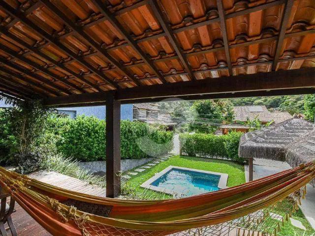 Casa / Sobrado em Condomínio para Venda em Niterói/RJ Serra Grande 3 Quartos