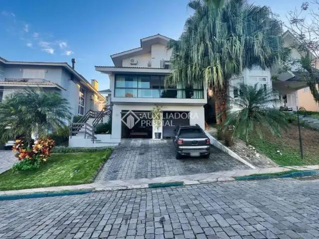 Casa / Sobrado em Condomínio para Venda em Novo Hamburgo/RS Centro 3 Quartos