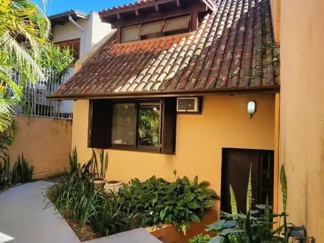 Casa / Sobrado em Condomínio para Venda em Novo Hamburgo/RS Operário 3 Quartos