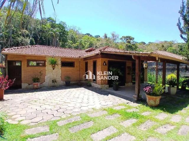 Casa / Sobrado em Condomínio para Venda em Nova Friburgo/RJ Ponte da Saudade 4 Quartos