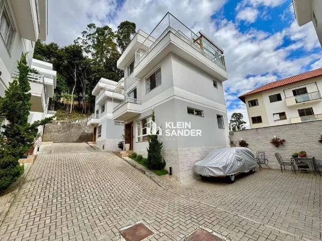 Casa / Sobrado em Condomínio para Venda em Nova Friburgo/RJ Santa Elisa 3 Quartos