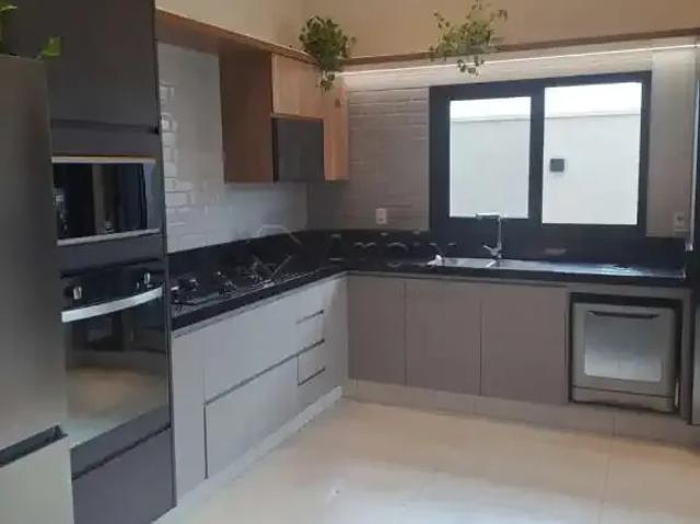 Casa / Sobrado em Condomínio para Venda em Nova Odessa/SP Parque dos Pinheiros 3 Quartos