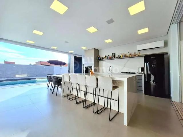 Casa / Sobrado em Condomínio para Venda em Nova Odessa/SP Parque Fortaleza 4 Quartos