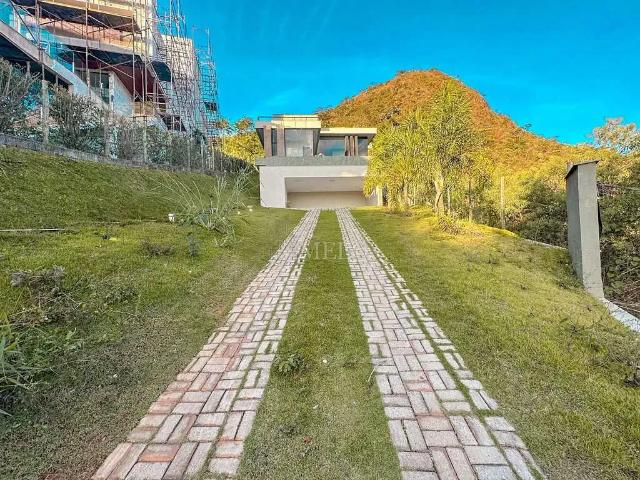 Casa / Sobrado em Condomínio para Venda em Nova Lima/MG Mirante da Mata 4 Quartos