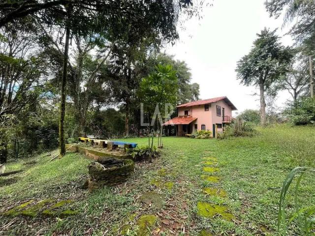 Casa / Sobrado em Condomínio para Venda em Nova Lima/MG Jardins de Petrópolis 5 Quartos