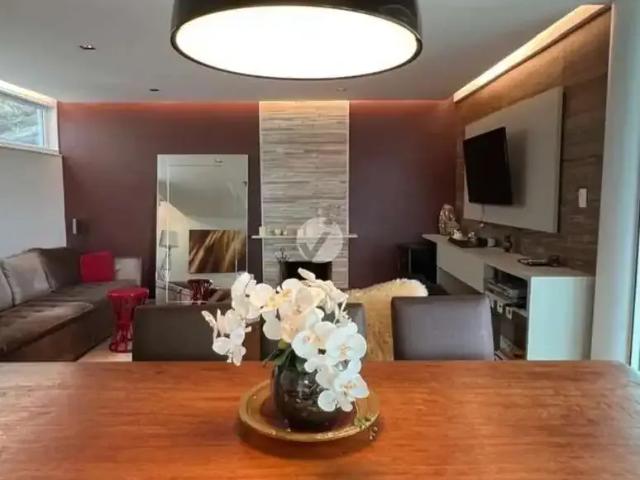 Casa / Sobrado em Condomínio para Venda em Nova Lima/MG Vila do Ouro 3 Quartos
