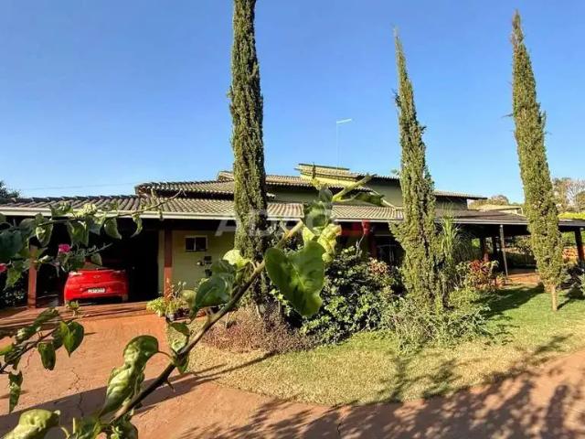 Casa / Sobrado em Condomínio para Venda em Nova Veneza/GO Zona Rural 3 Quartos