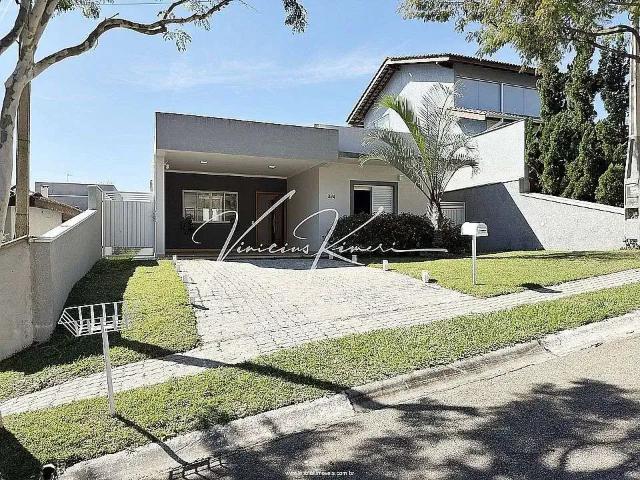 Casa / Sobrado em Condomínio para Venda em Atibaia/SP Terras de Atibaia 3 Quartos