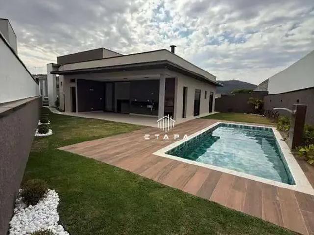 Casa / Sobrado em Condomínio para Venda em Atibaia/SP Terras de Atibaia 3 Quartos