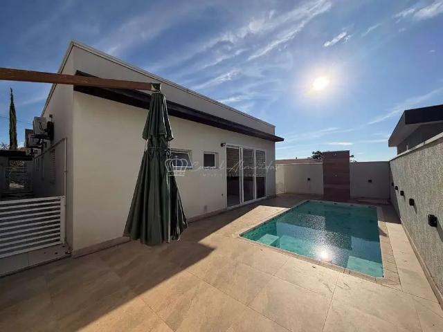 Casa / Sobrado em Condomínio para Venda em Atibaia/SP Terras de Atibaia 3 Quartos