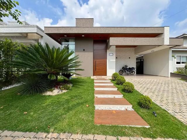 Casa / Sobrado em Condomínio para Venda em Atibaia/SP Terras de Atibaia 3 Quartos