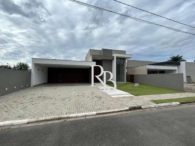 Casa / Sobrado em Condomínio para Venda em Atibaia/SP Usina 4 Quartos