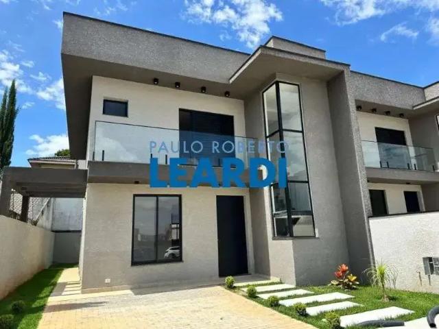 Casa / Sobrado em Condomínio para Venda em Atibaia/SP Vila Esperia ou Giglio 3 Quartos