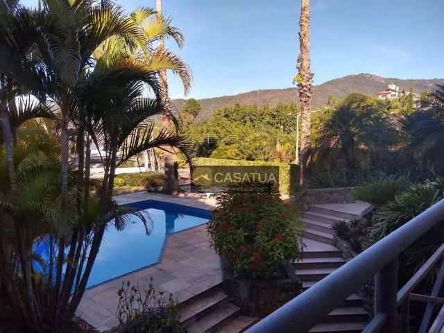 Casa / Sobrado em Condomínio para Venda em Atibaia/SP Vila Santista 4 Quartos