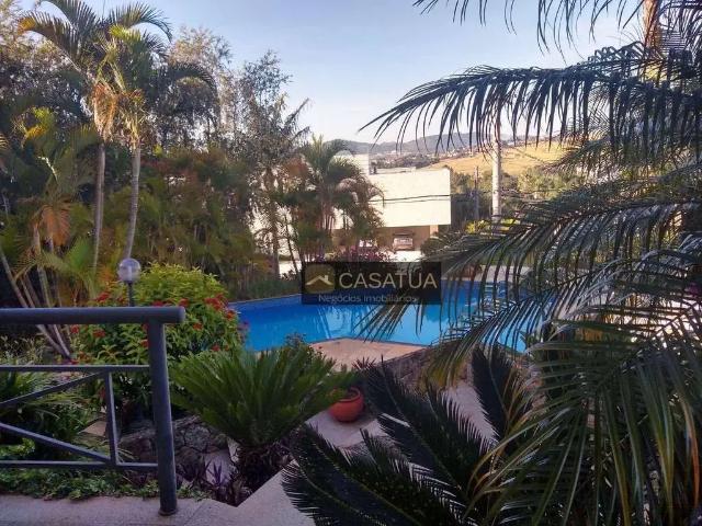 Casa / Sobrado em Condomínio para Venda em Atibaia/SP Vila Santista 4 Quartos