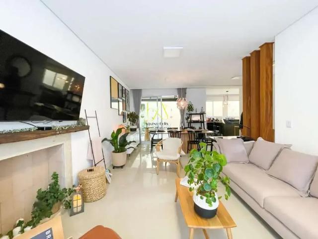 Casa / Sobrado em Condomínio para Venda em Atibaia/SP Vila Santista 4 Quartos