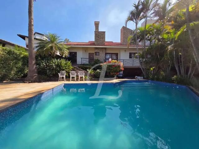 Casa / Sobrado em Condomínio para Venda em Atibaia/SP Vila Santista 4 Quartos