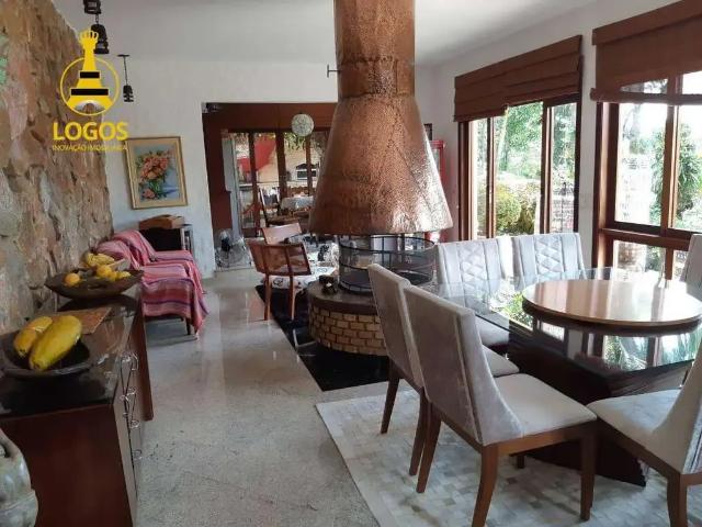 Casa / Sobrado em Condomínio para Venda em Atibaia/SP Atibaia Vista da Montanha 4 Quartos