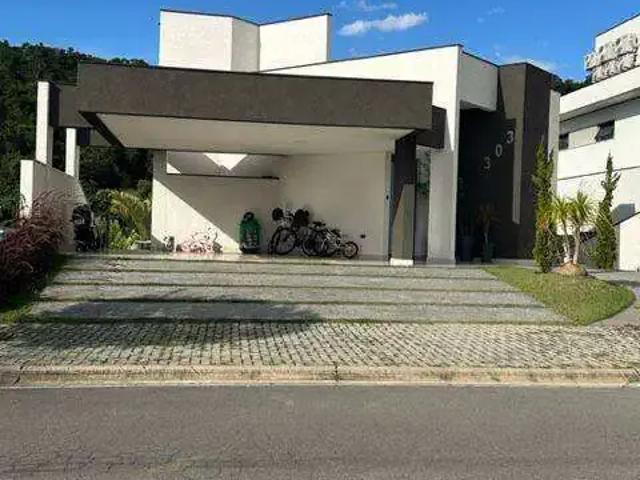 Casa / Sobrado em Condomínio para Venda em Atibaia/SP Atibaia Vista da Montanha 4 Quartos