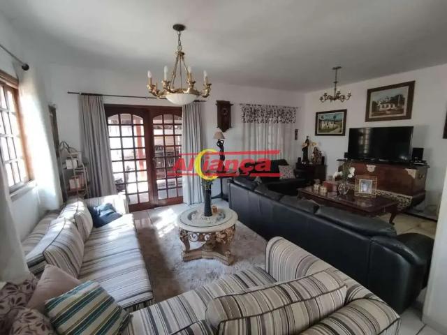 Casa / Sobrado em Condomínio para Venda em Atibaia/SP Centro 4 Quartos