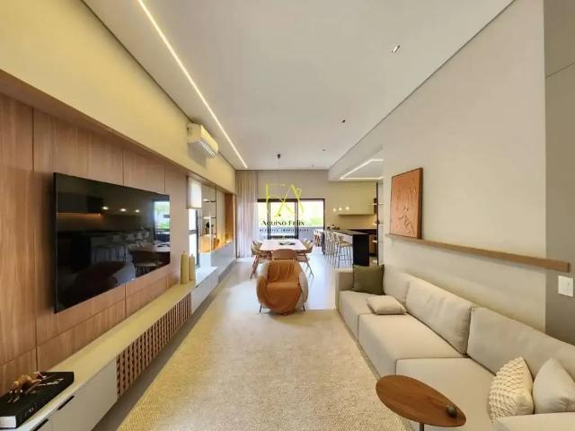 Casa / Sobrado em Condomínio para Venda em Atibaia/SP Cidade Satélite 3 Quartos