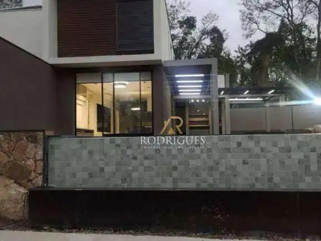 Casa / Sobrado em Condomínio para Venda em Atibaia/SP Cidade Satélite 3 Quartos