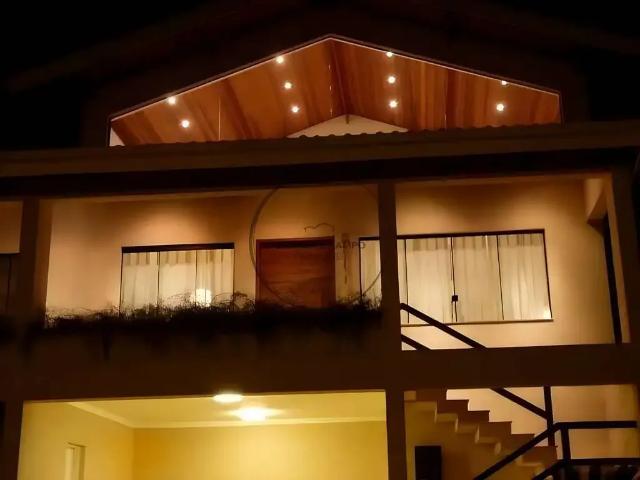 Casa / Sobrado em Condomínio para Venda em Atibaia/SP Cidade Satélite 4 Quartos