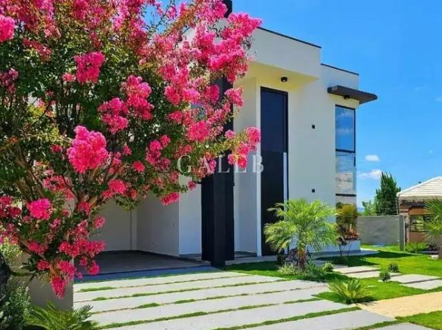 Casa / Sobrado em Condomínio para Venda em Atibaia/SP Condomínio Altos da Floresta 3 Quartos