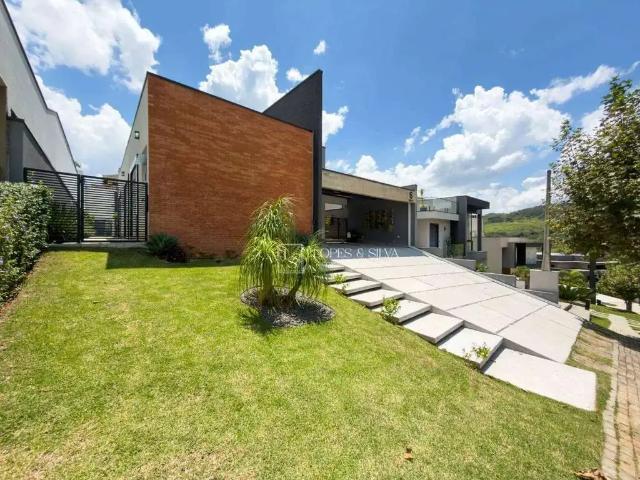 Casa / Sobrado em Condomínio para Venda em Atibaia/SP Condomínio Figueira Garden 3 Quartos