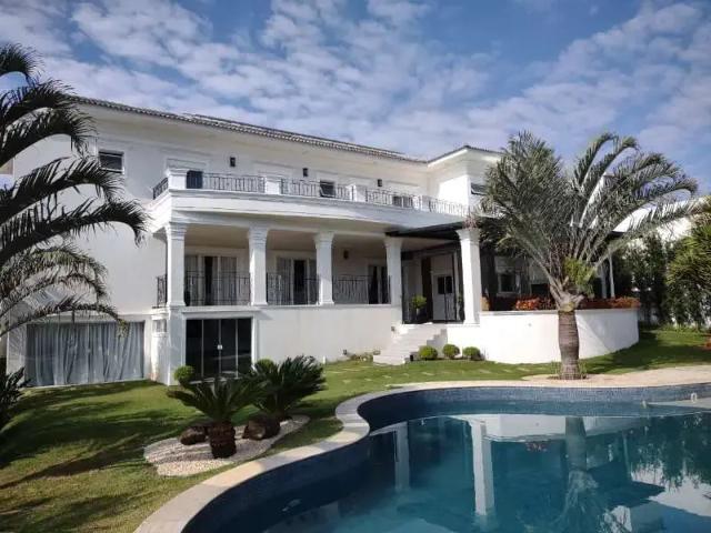 Casa / Sobrado em Condomínio para Venda em Atibaia/SP Condomínio Flamboyant B 5 Quartos