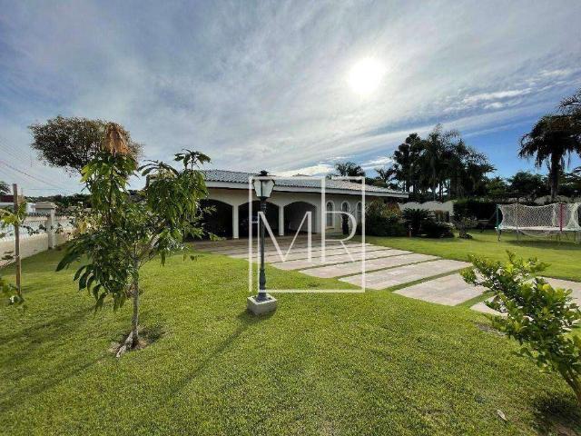 Casa / Sobrado em Condomínio para Venda em Atibaia/SP Condomínio Flamboyant B 5 Quartos