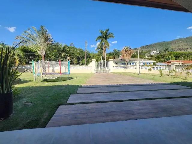 Casa / Sobrado em Condomínio para Venda em Atibaia/SP Condomínio Flamboyant B 7 Quartos