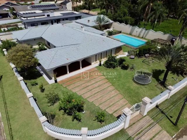 Casa / Sobrado em Condomínio para Venda em Atibaia/SP Condomínio Flamboyant B 7 Quartos