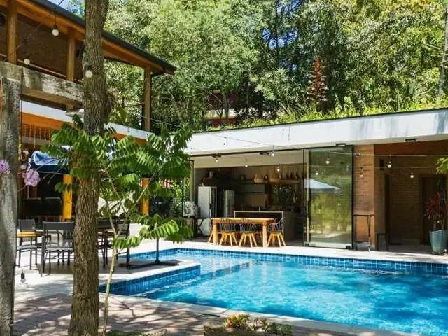 Casa / Sobrado em Condomínio para Venda em Atibaia/SP Condomínio Portal dos Nobres 4 Quartos